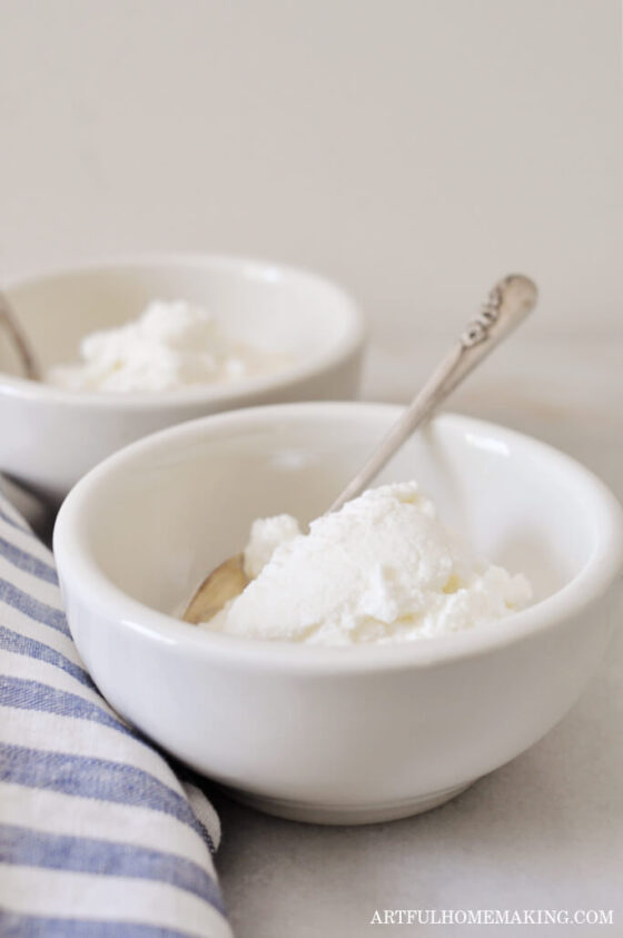Easy No-Cook Homemade Vanilla Ice Cream Recipe - Artful Homemaking